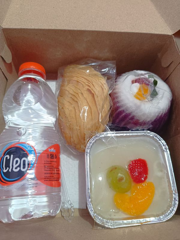 snack box premium 1