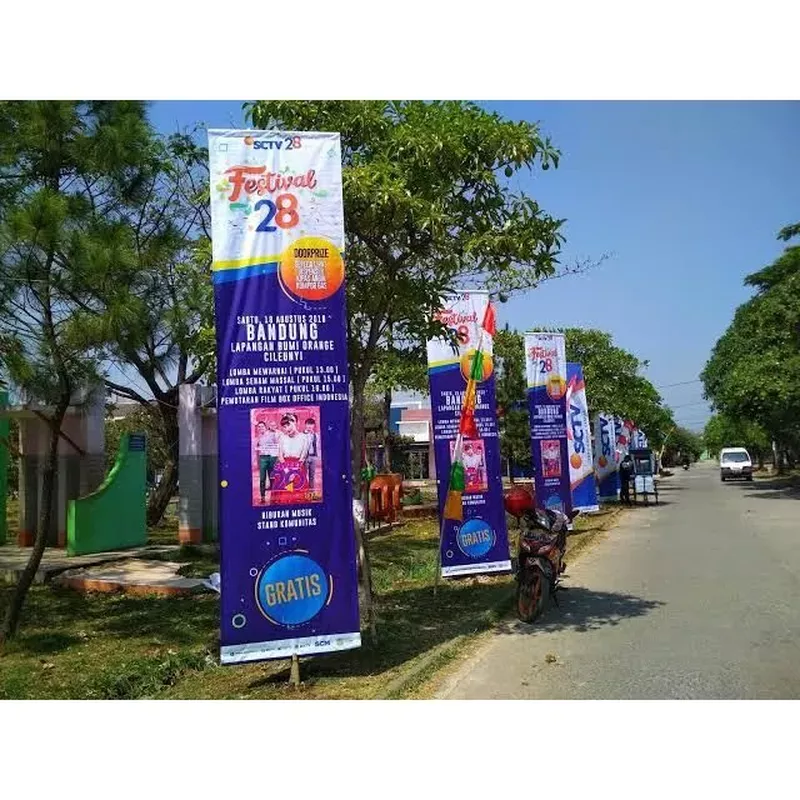 T BANNER