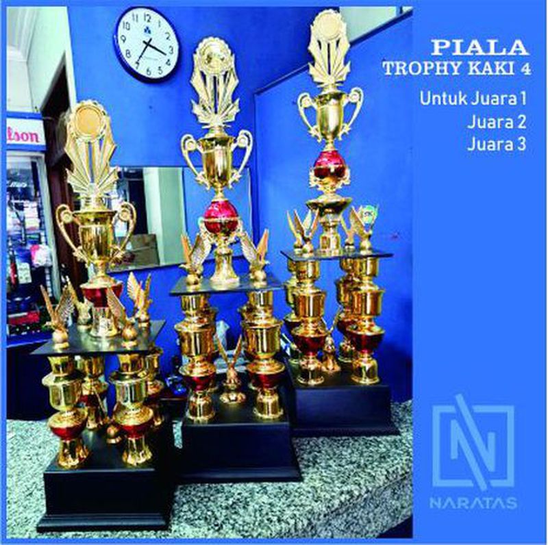 PIALA / TROPHY KAKI 4