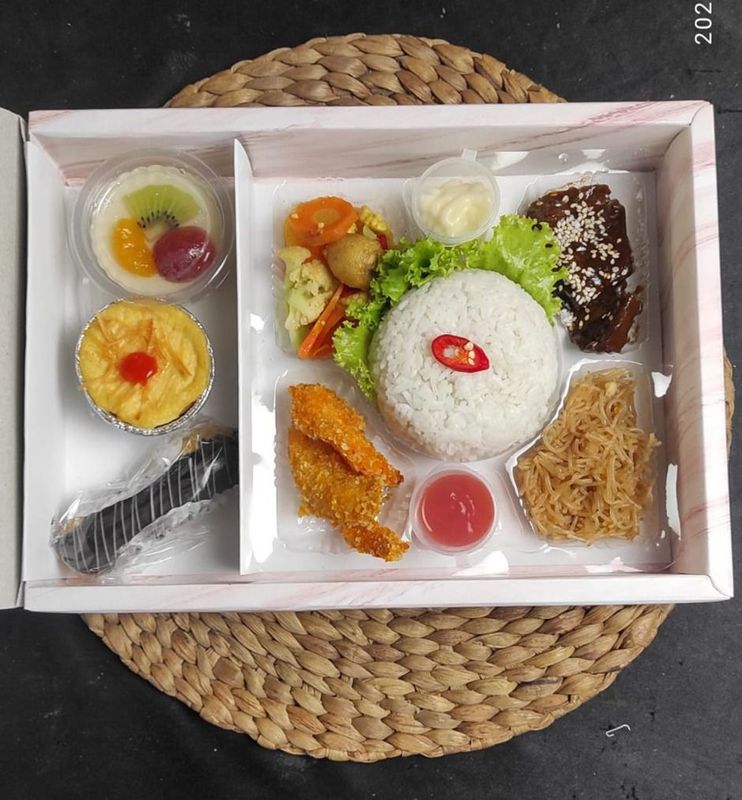 NASI BOX + SNACK - Gold