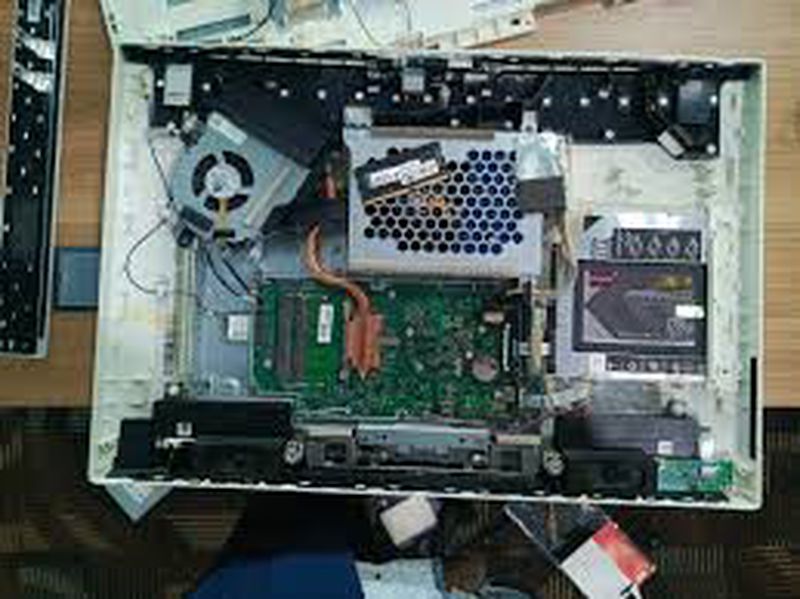 Perbaikan dan Service PC All In One dan Upgrade SSD