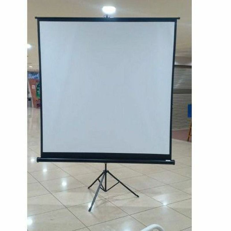 Layar Proyektor