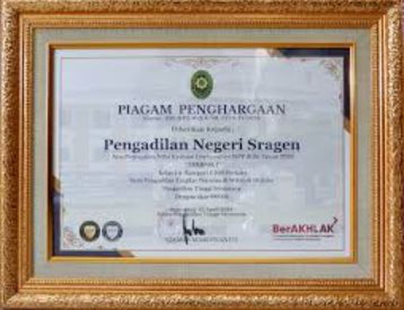 Frame Piagam