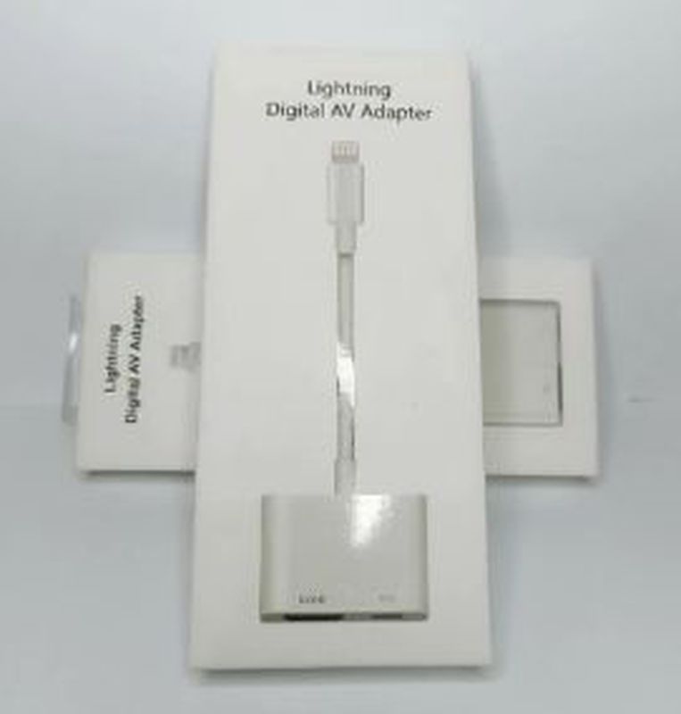 LIGHTNING DIGITAL AV ADAPTER