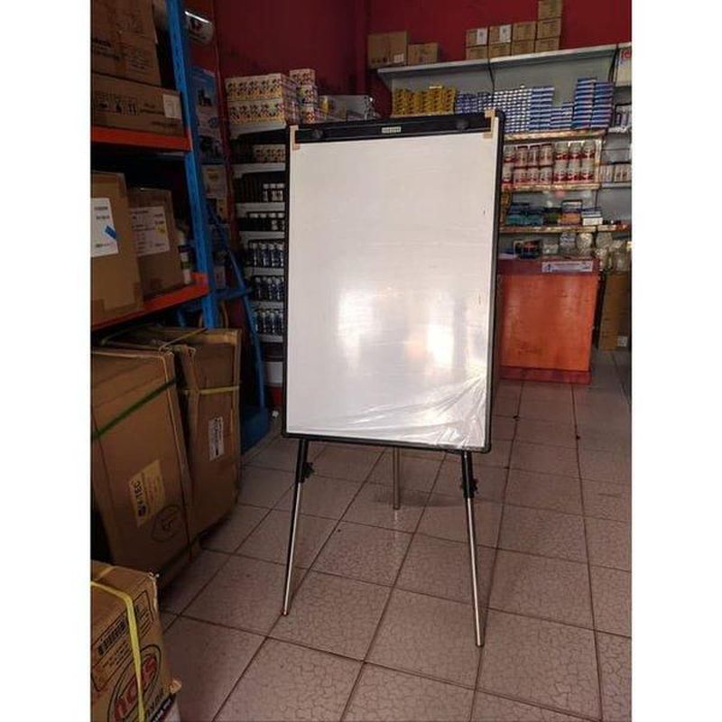 Papan Flip Chart Magnetic / Papan Presentasi 70 x 100 - SAKANA