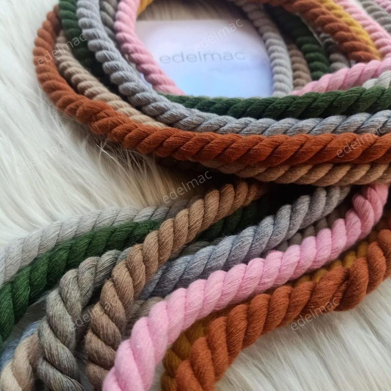 Tali Macrame Besar