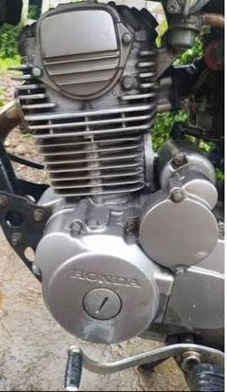 Service dan bongkar pasang mesin mega pro