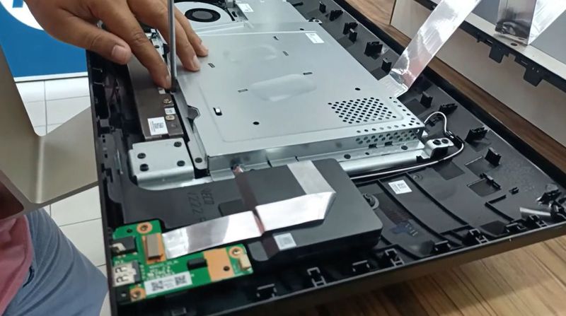 Perbaikan dan Service PC AIO