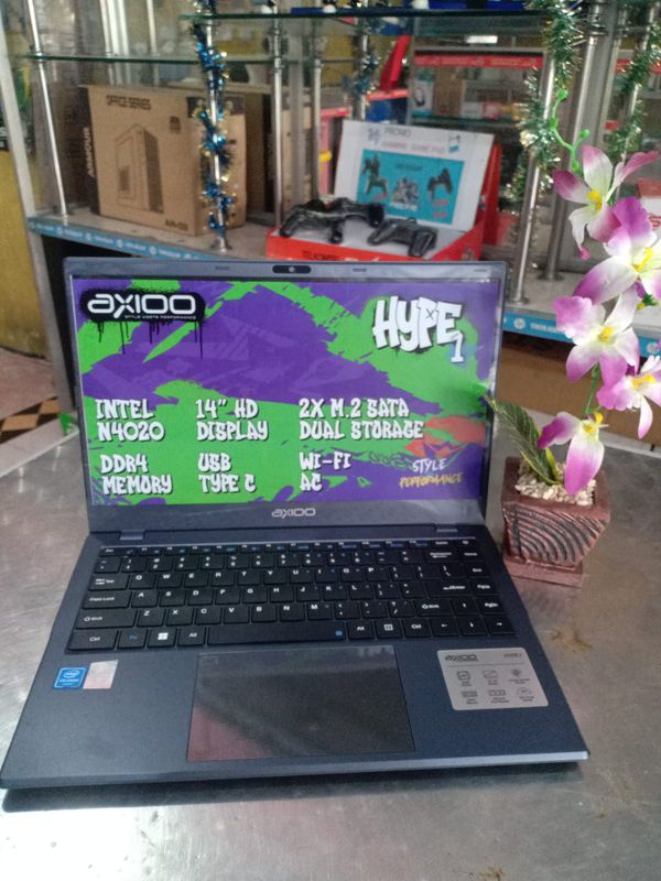 Laptop AXIOO HYPE 1