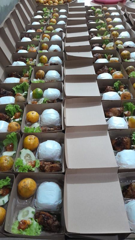 Nasi Box dan Snack Box