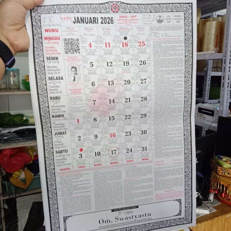 KALENDER BALI DINDING