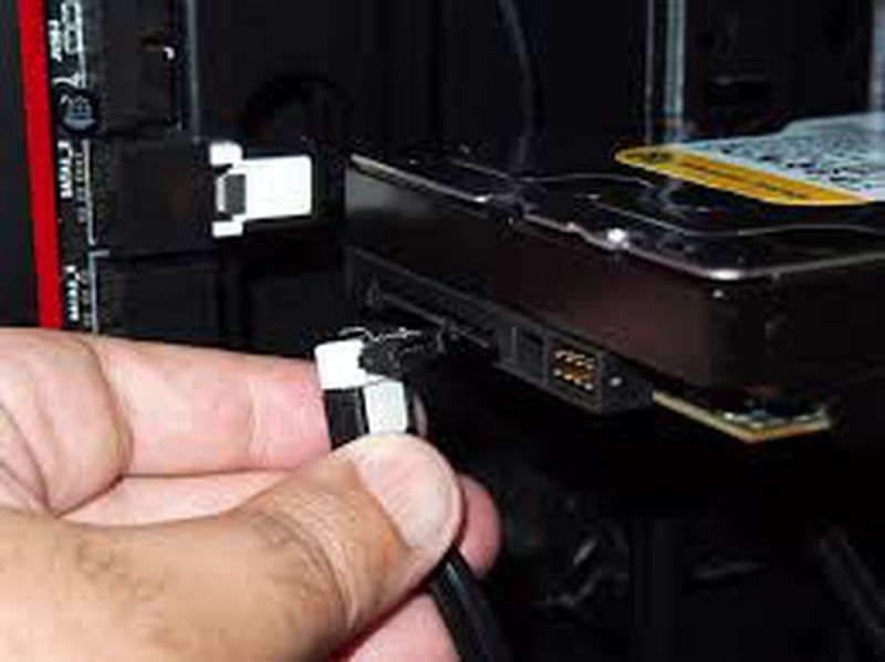 Pemeliharaan/Service computer dan Laptop